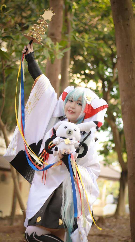 Snow Miku 2018 Cosplay Amino