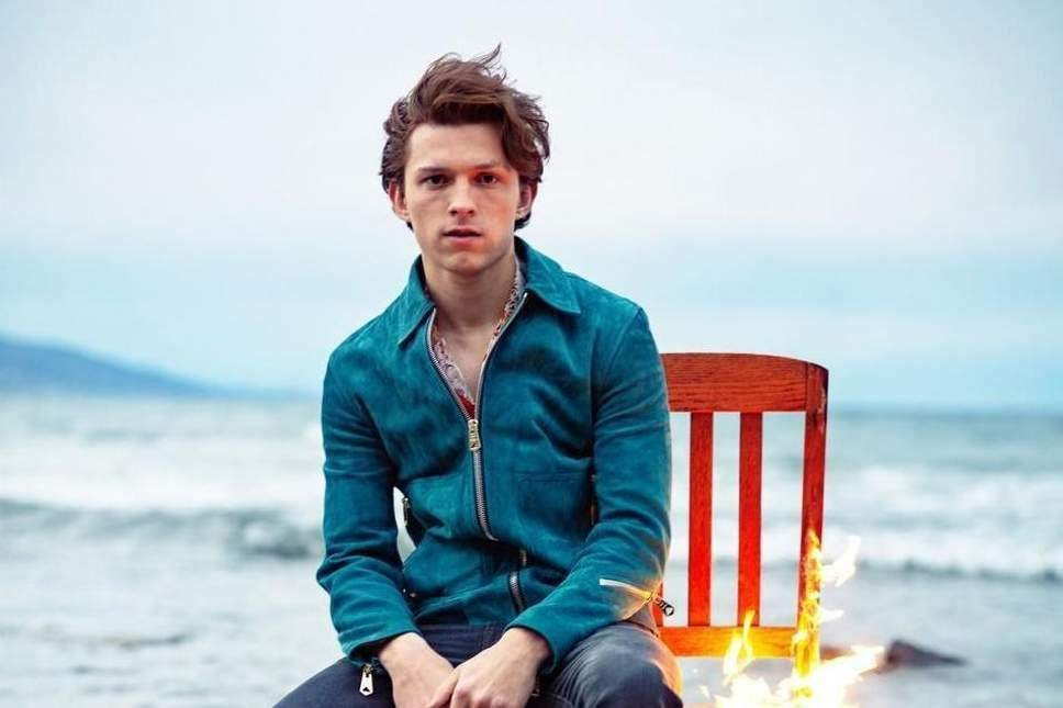 Tom Hollands Insane Photoshoot | Tom Holland Amino