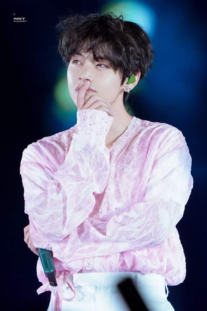 Alguien puede explicarme por qué razón Tae-hyung pidió disculpas ... Alguien puede explicarme por qué razón Tae-hyung pidió disculpas ...
