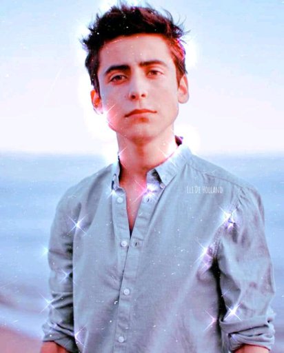 Aidan R Gallagher Wiki Aidan Gallagher Amino Amino
