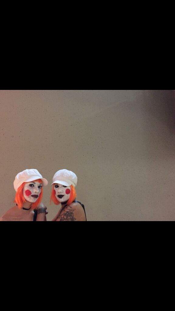 Dee Dee Twins Cosplay Amino