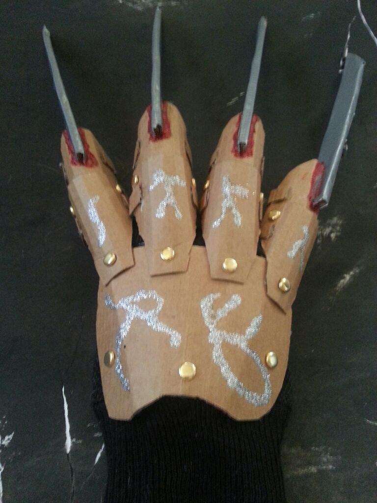 Homemade Freddy Gloves Pt 2 Horror Amino Homemade Freddy Gloves Pt 2 Horror Amino