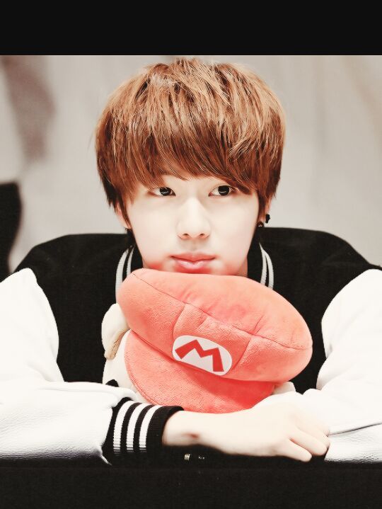 Feliz cumpleaños jin💕💜 | ARMY's Amino Amino