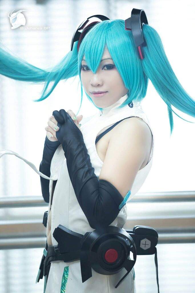 Miku Append Cosplay Amino 