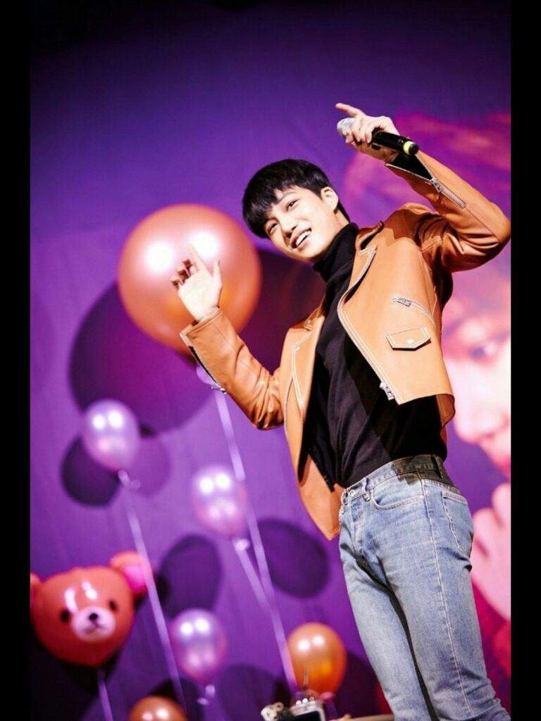Exo Kai Birthday Party🎉🎉🎉🎉 Exo 엑소 Amino