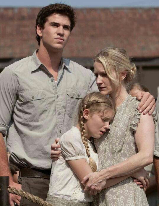 Gale Hawthorne | Wiki | Jogos Vorazes Amino BR Amino Gale Hawthorne | Wiki | Jogos Vorazes Amino BR Amino