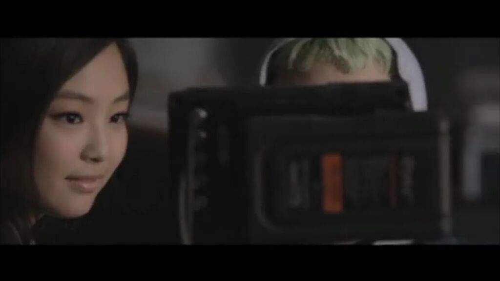 G Dragon And Jennie Kim Behind The Scene Blink 블링크 Amino