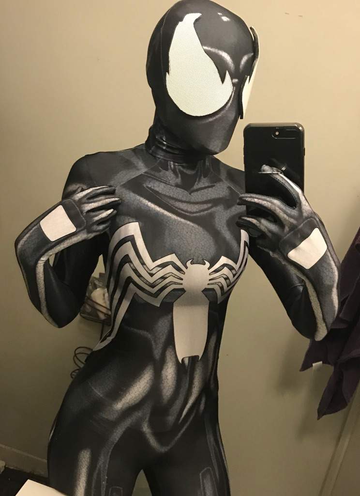 She Venom Cosplay Amino
