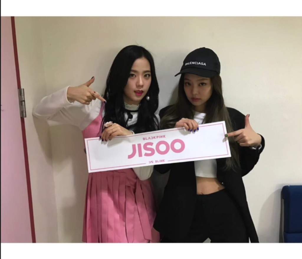Jennie X Jisoo Blink 블링크 Amino