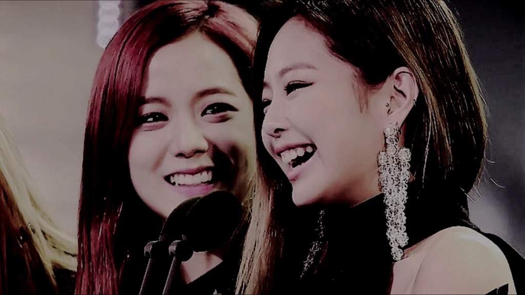 Jennie X Jisoo Blink 블링크 Amino