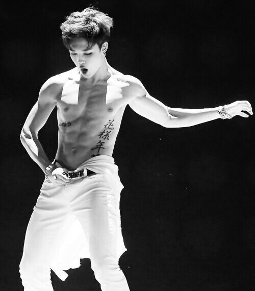 Dia 7 Jimin Sin Camisa Armys Amino Amino