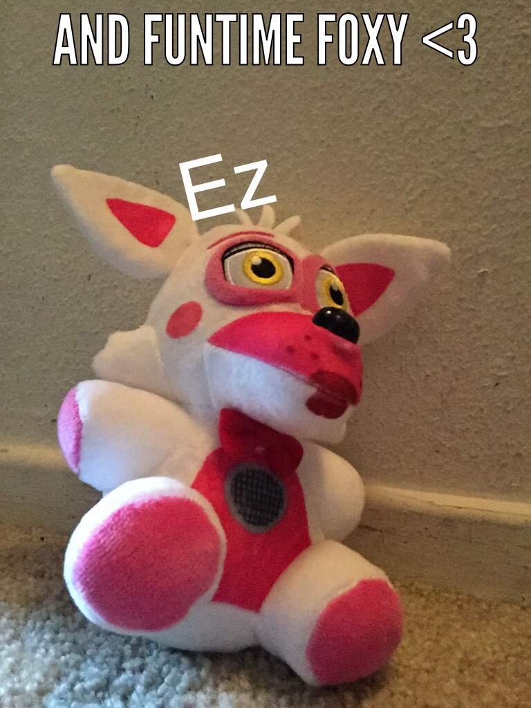 NEW FNAF MERCHANDISE 😃😃😃 | Five Nights At Freddy's Amino
