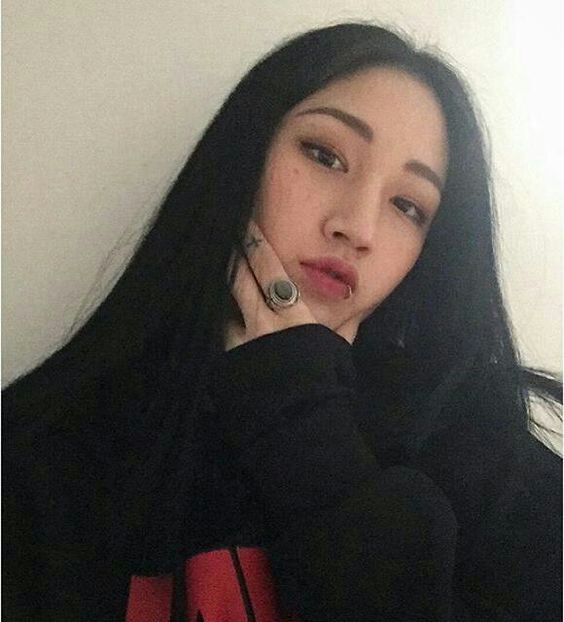 👑kim Nawoo👑 Wiki Seonmyeonghan City Amino