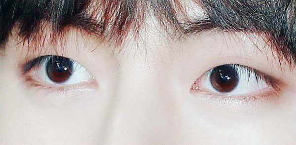 30 Day Bias Challenege Day 27 Taehyungs Beautiful Eyes 😍👀 Bts Amino