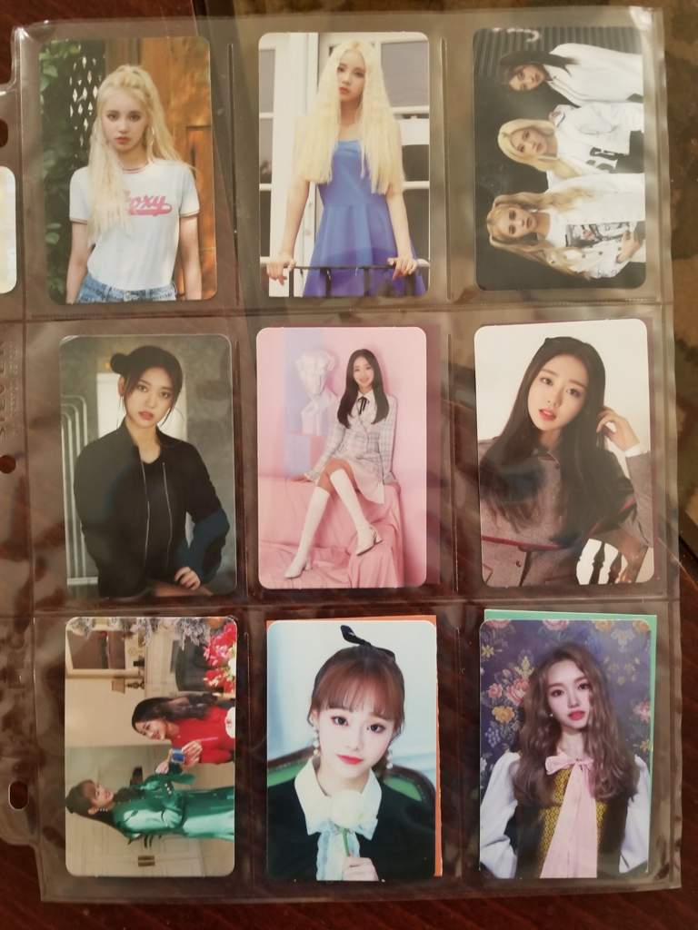 My Complete loona collection +photocards | LOOΠΔ Amino Amino