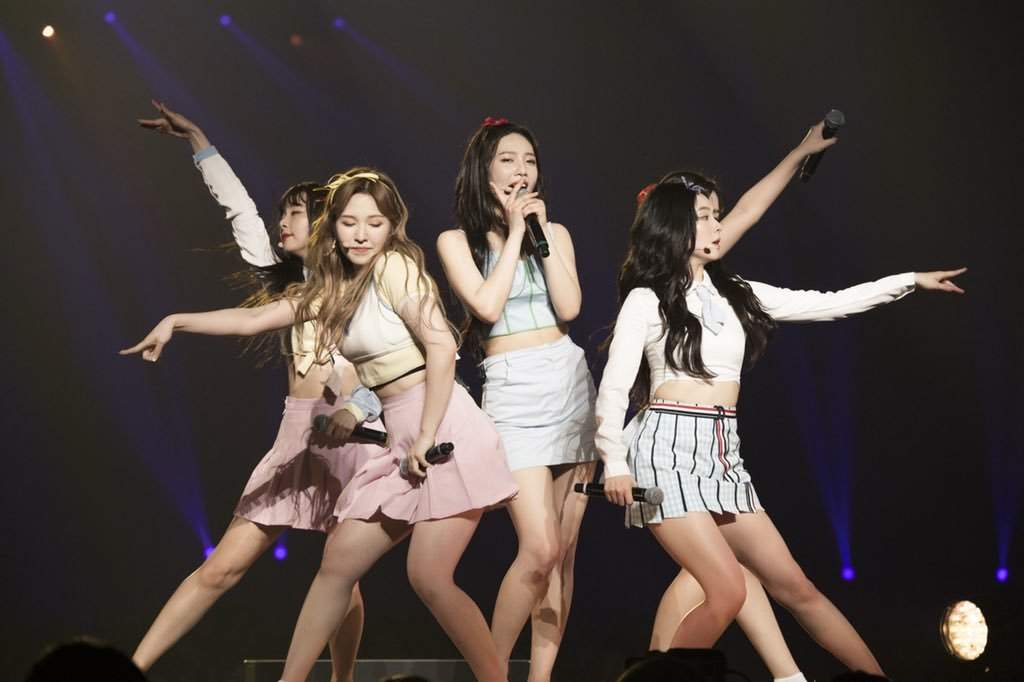 [summary] Red Room Day 2 In Japan Red Velvet Amino
