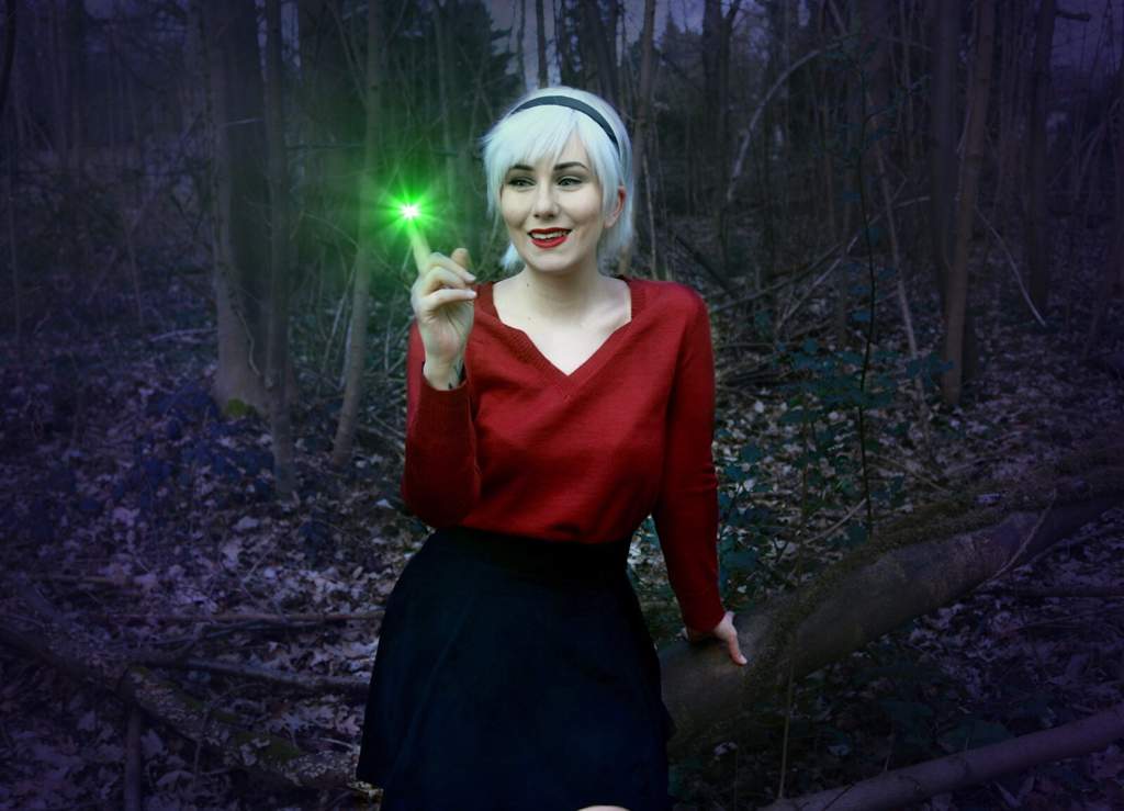 The Chilling Adventures Of Sabrina Cosplay Amino