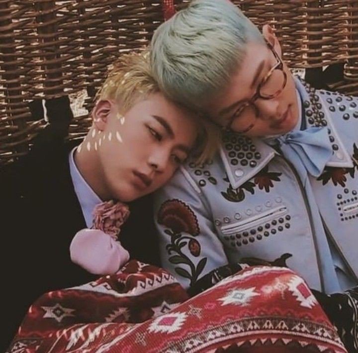 Mis Papás Hermosos Y Mis Tíos Lindos Y Mi Hermoso Hermano 𓊛⃢ཻཻཻᰬᰰ⦅🎡⸩⃟